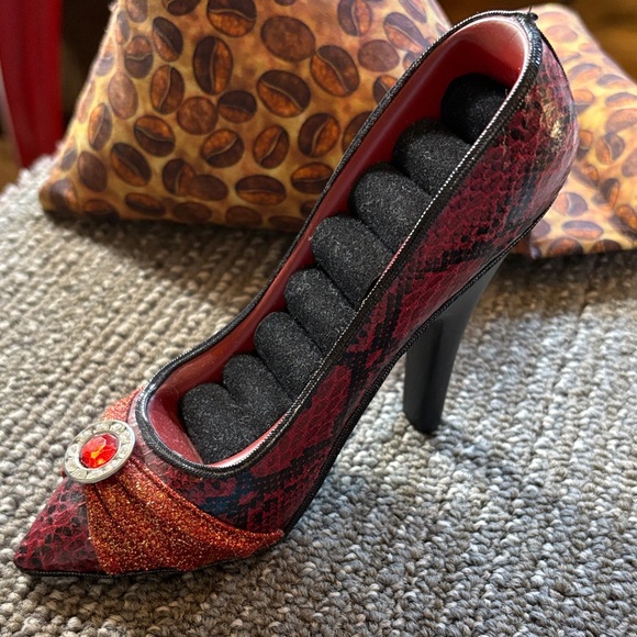 None | Other | New Unique Elegant Red And Black High Heel Shoe Display ...